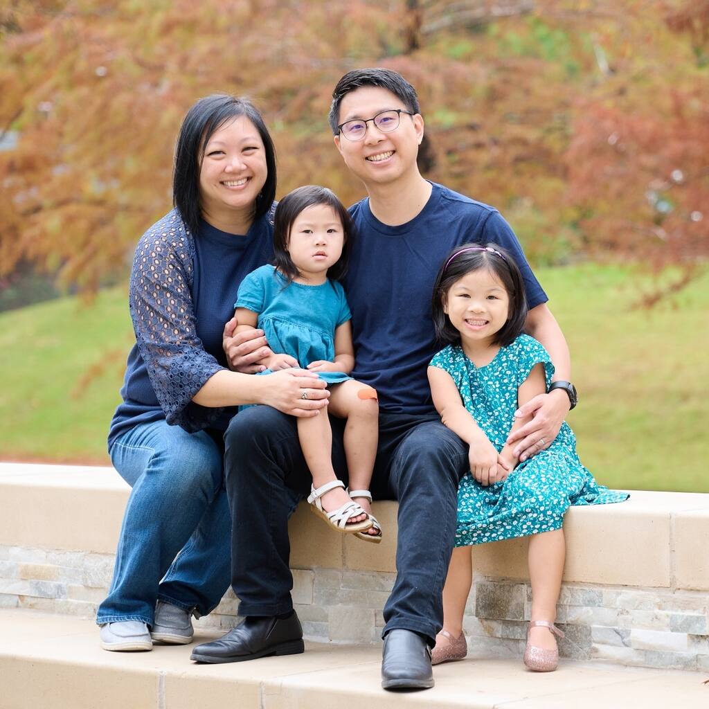 Putao Lin & Kat Tang (林鉅峰 & 唐德怡) - OMF (U.S.) Partner Hub & Donations